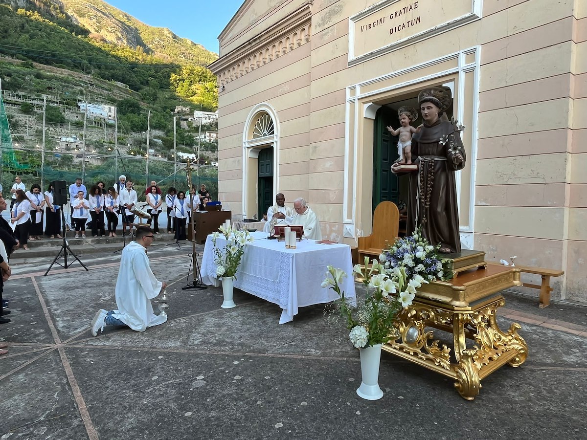 Il Vescovado - Dopo due anni di stop forzato tornano le processioni per ... Il Vescovado - Dopo due anni di stop forzato tornano le processioni per ...